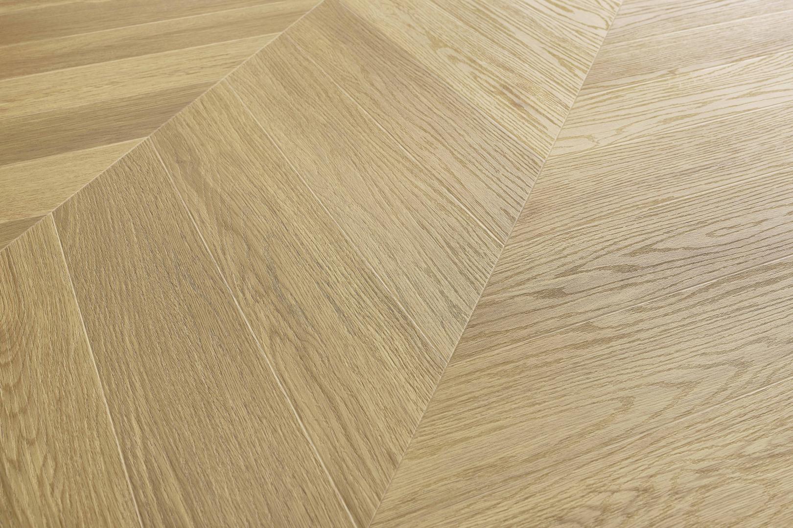 Menor Oak - Vinyl Click Flooring Amaron Chevron, French Herringbone
